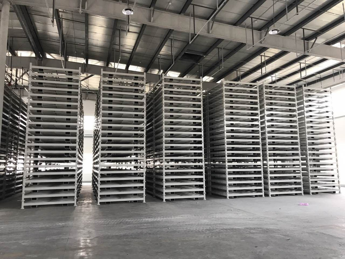 NEW STACKING RACKS WITH REMOVABLE POSTS AND FORK ENTRY BARS